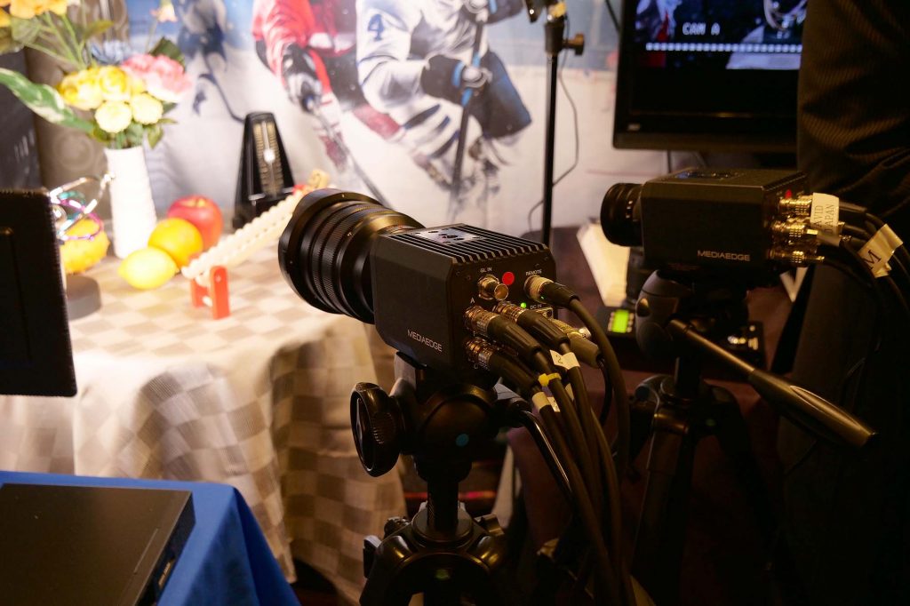 MEDIAEDGE、月額100円から始められるデジタル・サイネージ「つながるサイネージ」とFHD 240fpsのハイスピー撮影に対応するBOX ...