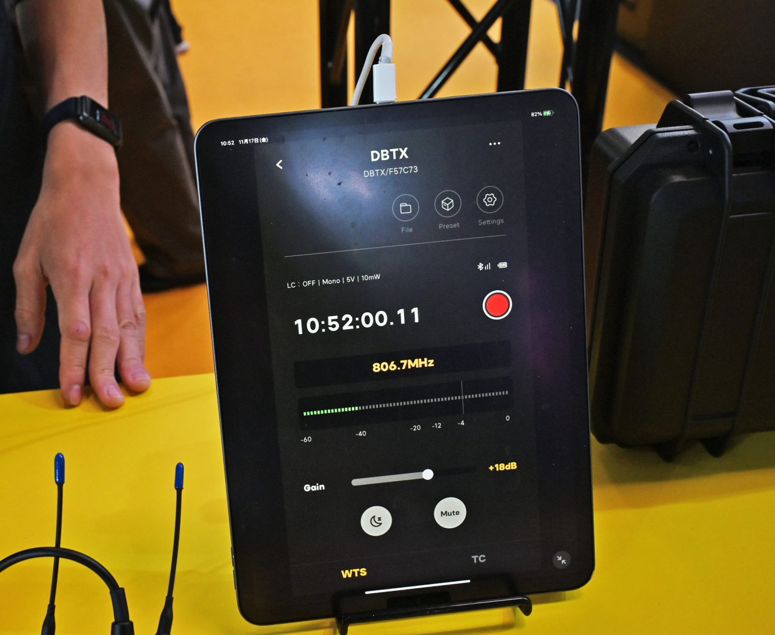 【Inter BEE 2023】DEITY、デジタル2.4GとB帯を選択できるワイヤレスシステム | VIDEO SALON.web | 映像 ...