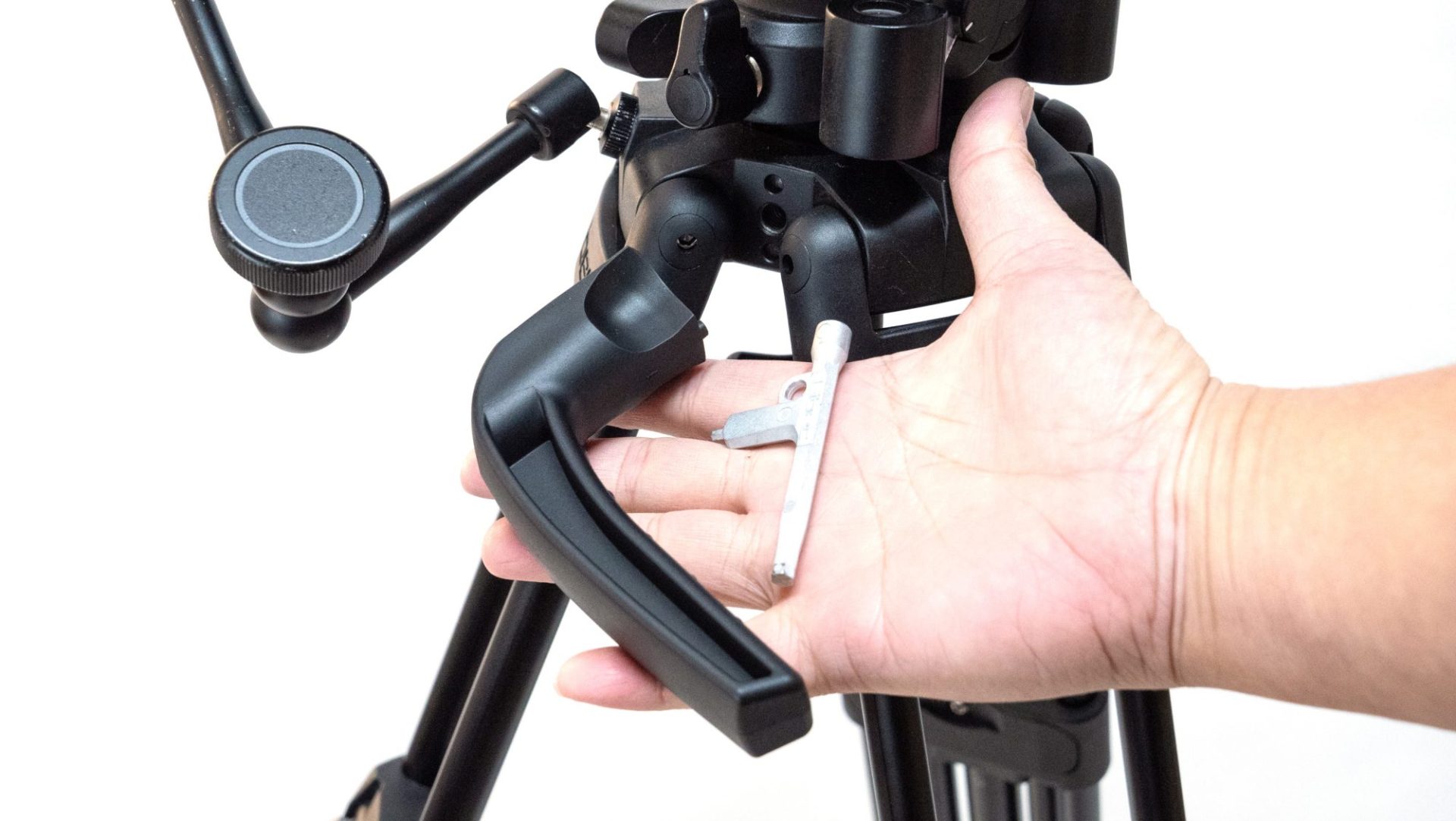 クイックロック式三脚の最後発Libec QL40Bは買いなのか？ | VIDEO SALON.web | 映像制作・動画編集のための月刊誌ビデオサロンが運営するWebマガジン